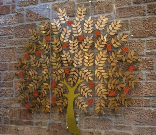 Hospice Installs Beautiful Memory Tree | Highland Hospice